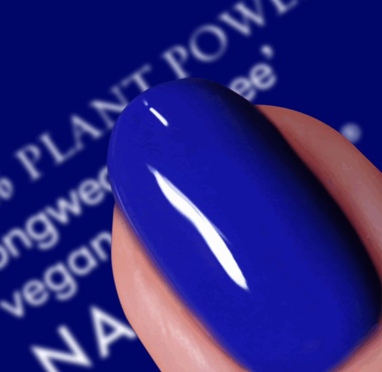 Luminous Blue: a wave of cool color for summer - always inspiring more...